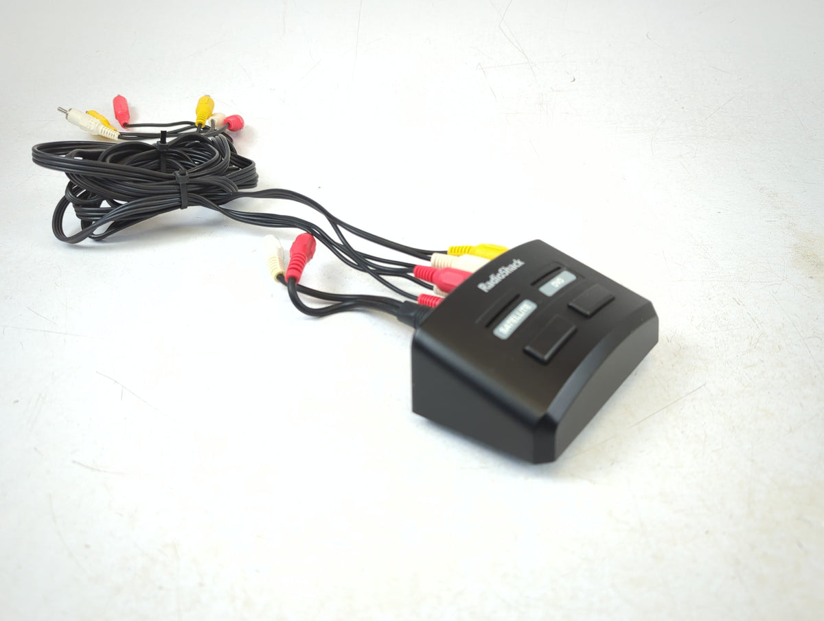 Radio Shack 15-312 Black 2-In 1-Out Composite A/V Selector Switch with ...