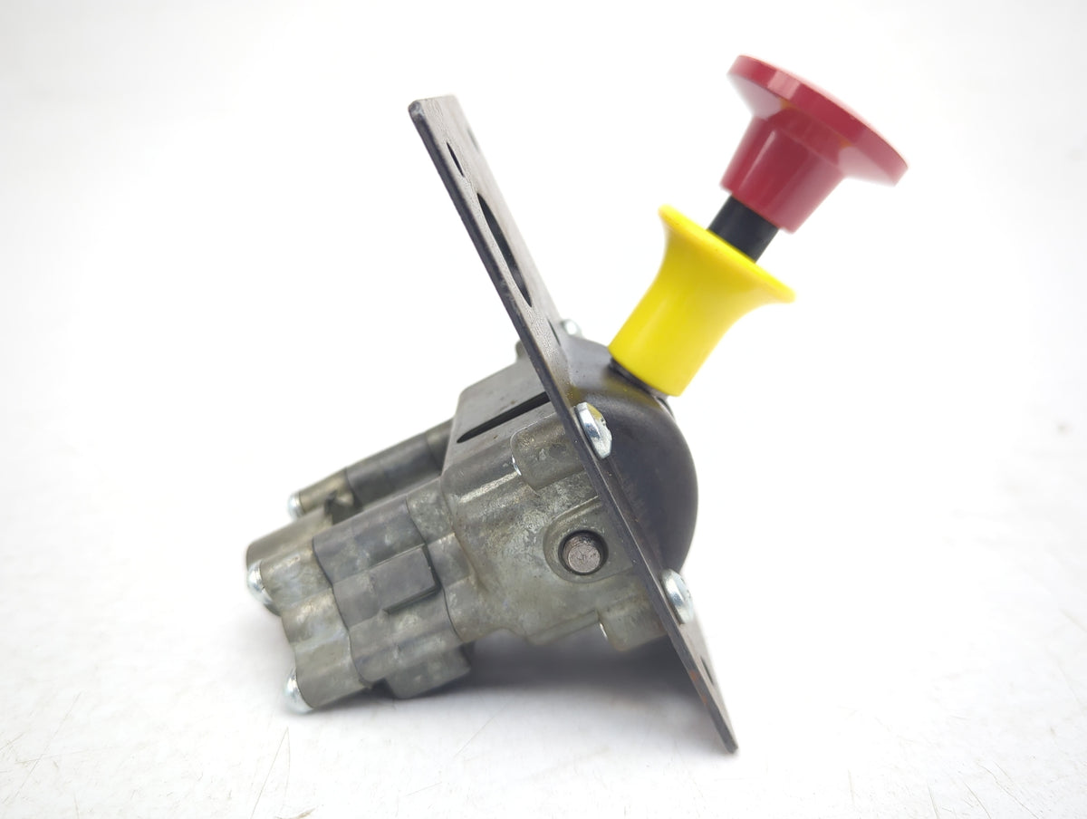 Williams Controls WM782-100 118374 Two Position Four-Way Control Valve ...